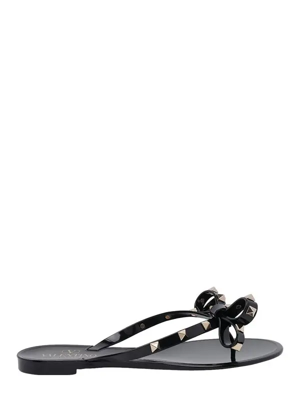 Valentino Garavani Rockstud Rubber Thong Sandals - Black