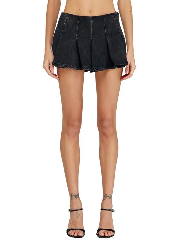 DIESEL® De-rox Pleated Shorts - Black