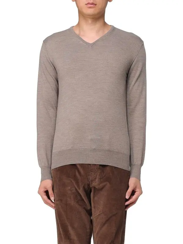 XC V-neck Fine Knit Jumper - Beige