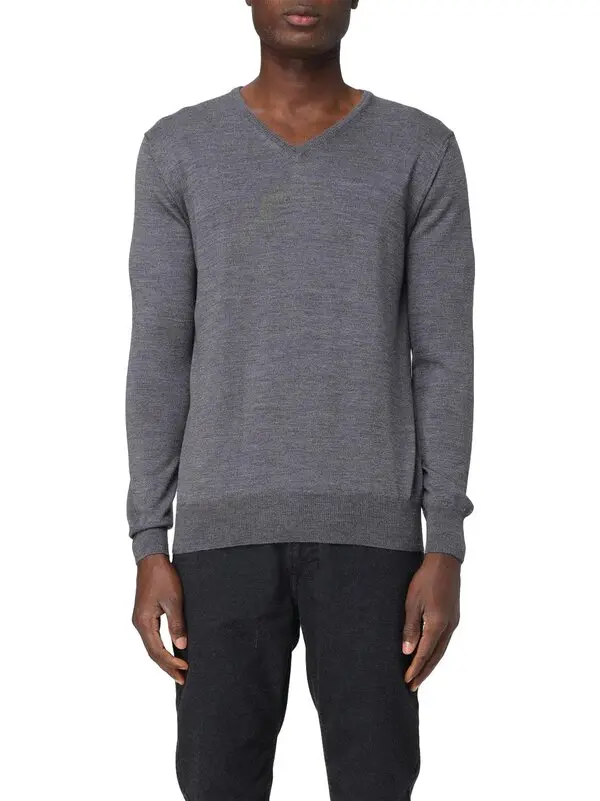 XC V-neck Fine Knit Jumper - Grey