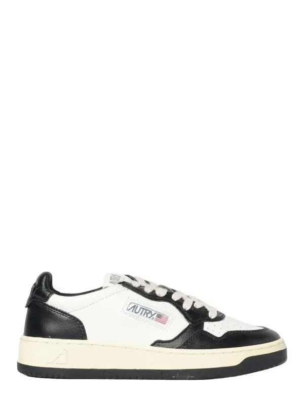 AUTRY Medalist Low Sneakers In Calf Leather With Perforated Toe - Black