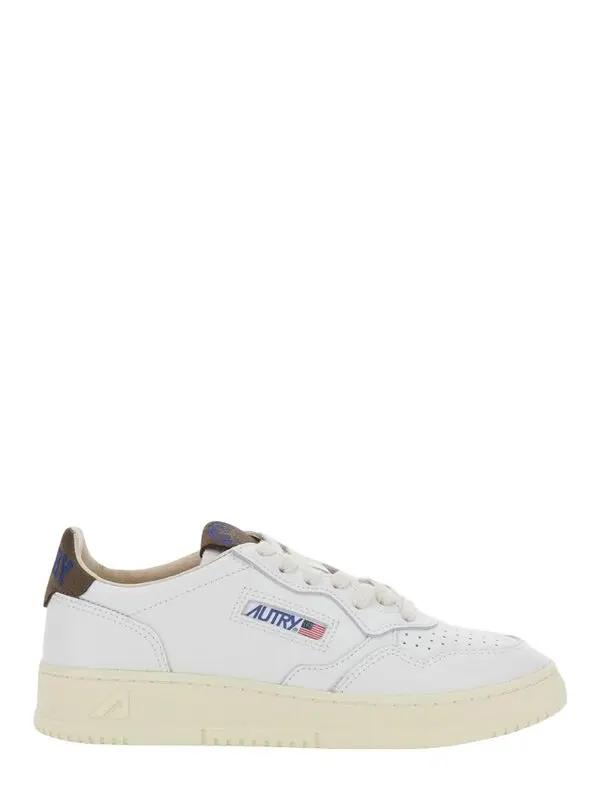 AUTRY Medalist Low Top Sneakers In Smooth Calfskin - Brown