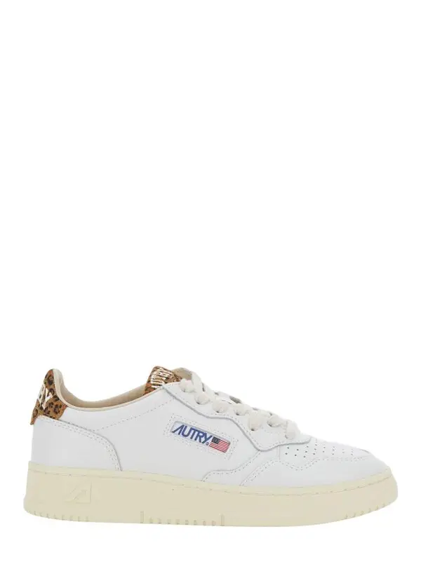 AUTRY Medalist Low Top Sneakers In Smooth Calfskin - Multicolor