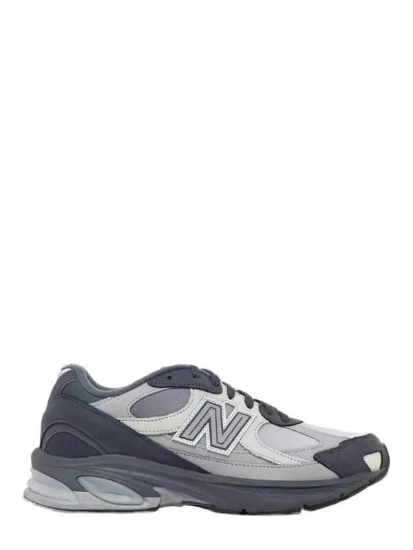 NEW BALANCE 2010 Mesh-panelled Sneakers - Grey