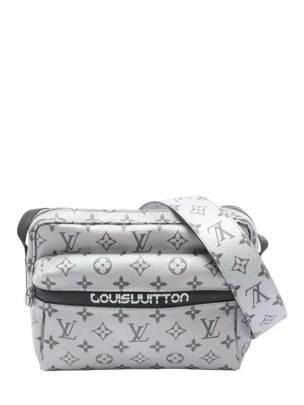 LOUIS VUITTON 2017 Monogram Reflect Outdoor Messenger Pm Bag - Silver
