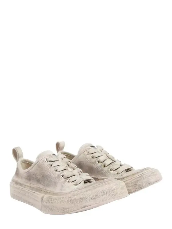 ANN DEMEULEMEESTER Distressed Finish Lace-up Sneakers - White