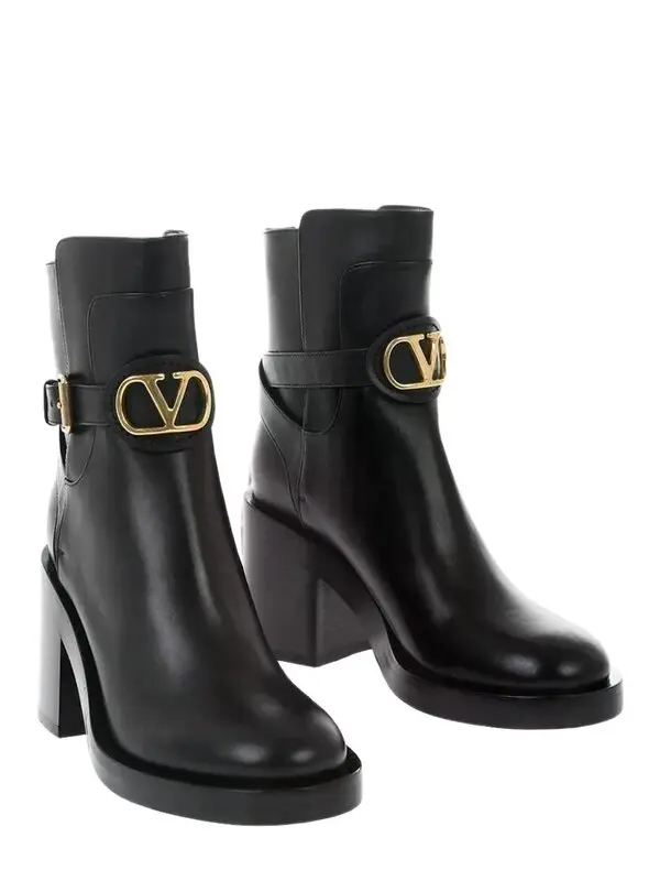 Valentino Garavani Vlogo Signature Leather Ankle Boots - Black