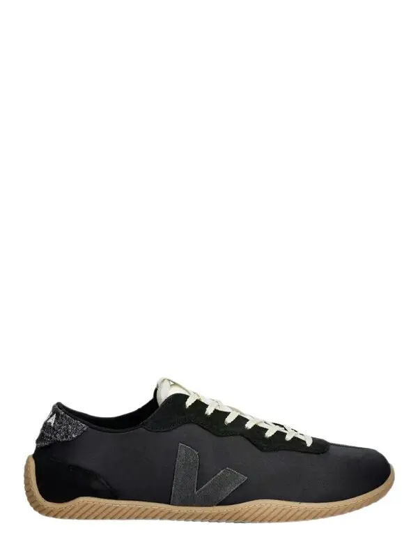 VEJA X Baserange Jitsu Nolyn Sneakers - Black