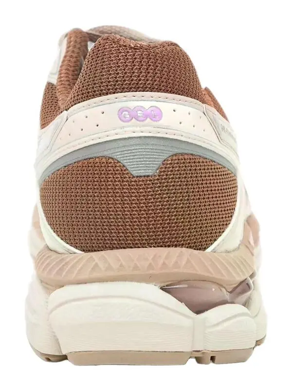Asics Gel-cumulus Mesh Sneakers - Brown