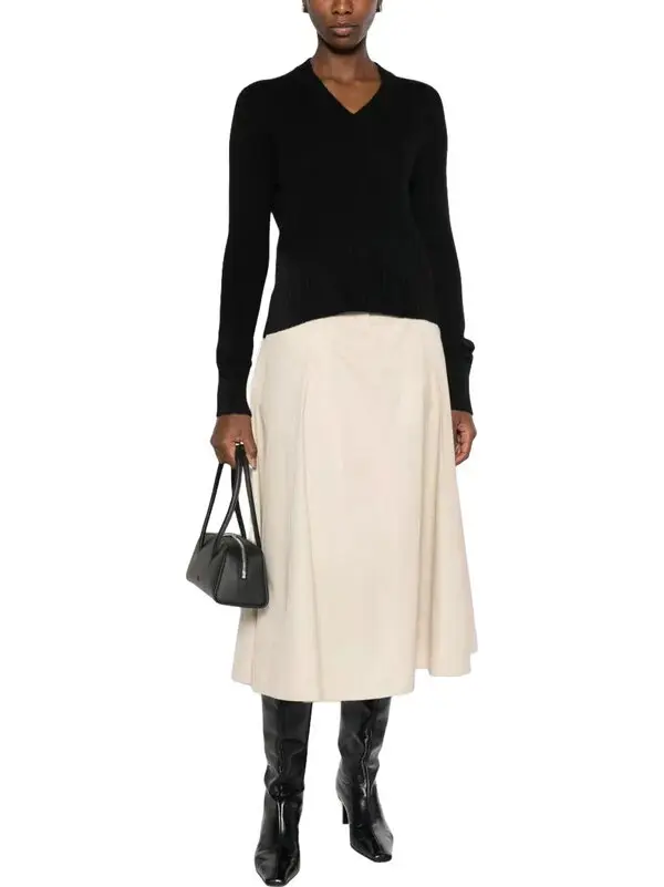 ARAGONA V-neck Ribbed-trim Sweater - Black