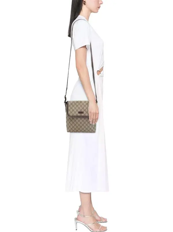 Gucci Gg Supreme Crossbody Bag - Neutrals