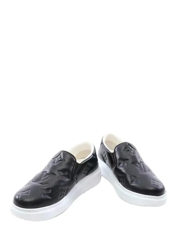 LOUIS VUITTON Beverley Hills Monogram-embossed Sneakers - Black