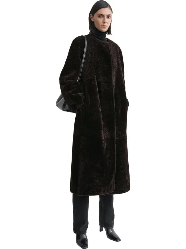TOTEME Soft Shearling Coat - Bark