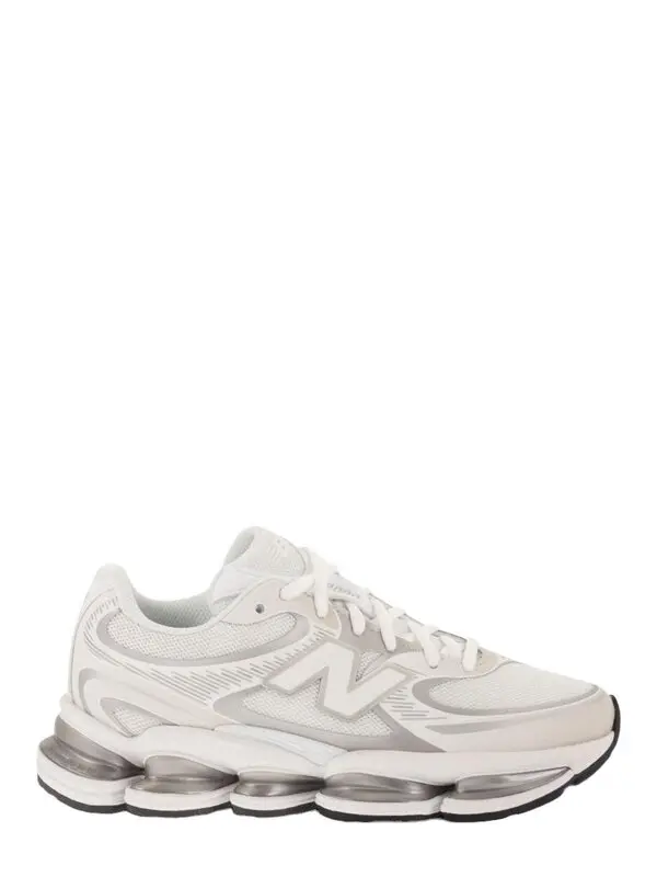 NEW BALANCE 2000 Sneakers - White
