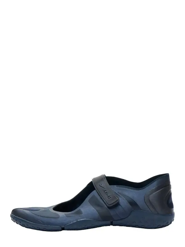 Nike X Skims Satin Rift Sneaker - Obsidian/navy