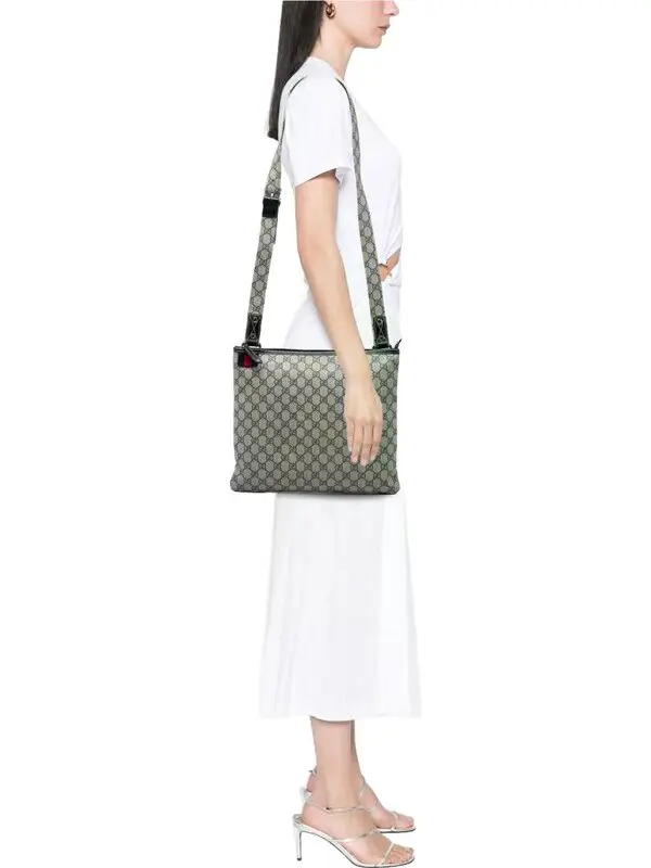 Gucci 2000-2015 Gg Supreme Web Crossbody Bag - Neutrals