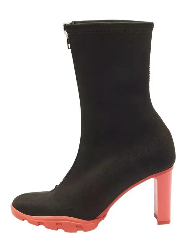 Alexander McQueen Tread Zip-front Ankle Boots - Black