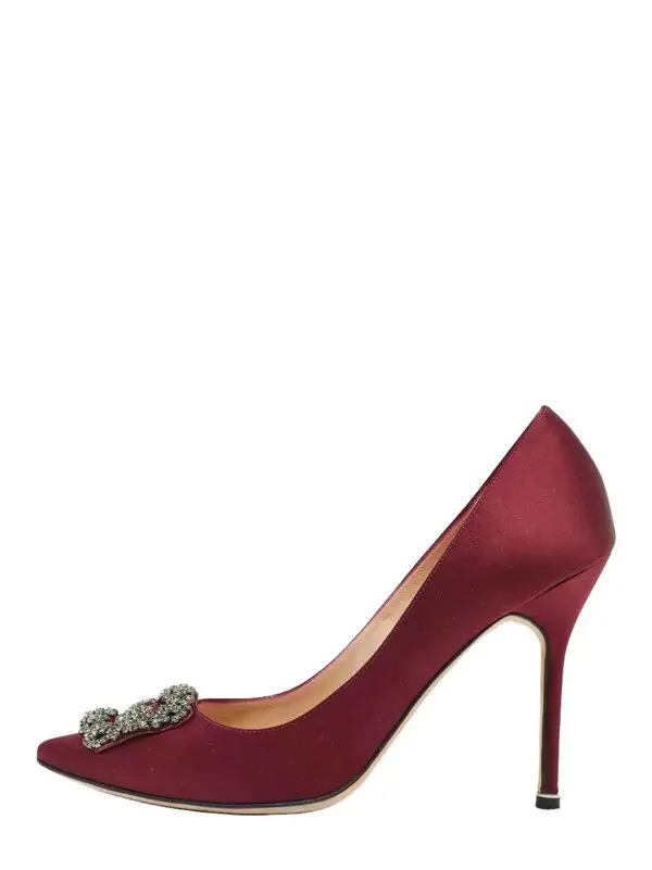 Manolo Blahnik Hangisi Crystal-buckle Pumps - Red