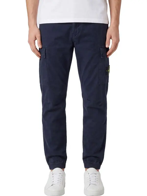 Stone Island Slim Fit Stretch Technical Fabric Cargo Pants With Compass Logo - Navy