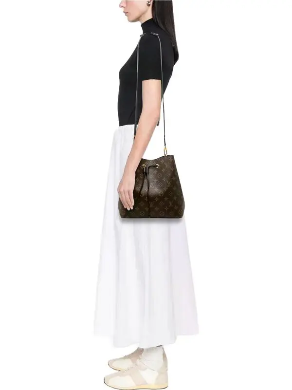 LOUIS VUITTON Monogram Neonoe Mm Bucket Bag - Brown