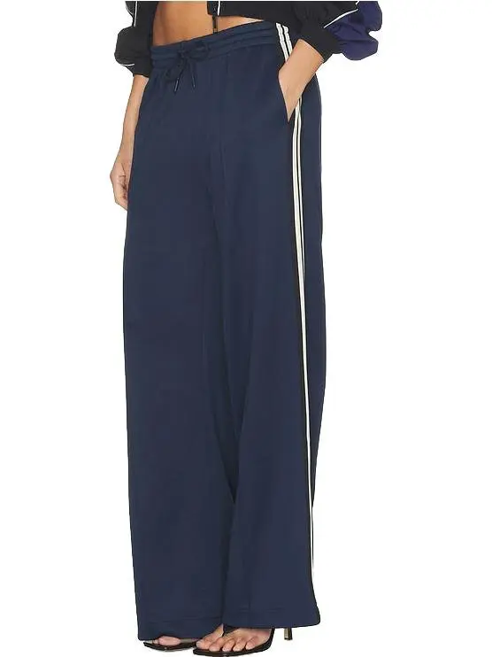 Good American The Track Pant In . Also - Navy