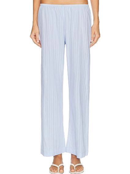 Donni. The Eyelet Pop Simple Crop Pant - Cloud