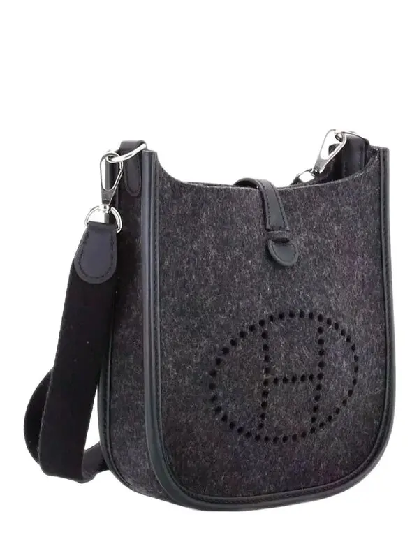 Hermès Evelyne Bag Gen Iii Felt Tpm Cross Body Bag - Grey