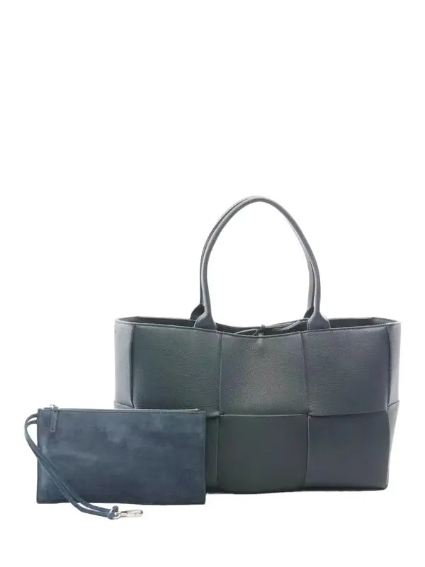 Bottega Veneta Grained Calfskin Maxi Intrecciato Arco Tote Bag - Blue