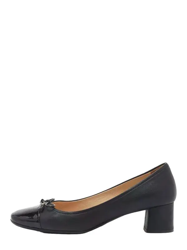Prada Leather Heeled Pumps - Black