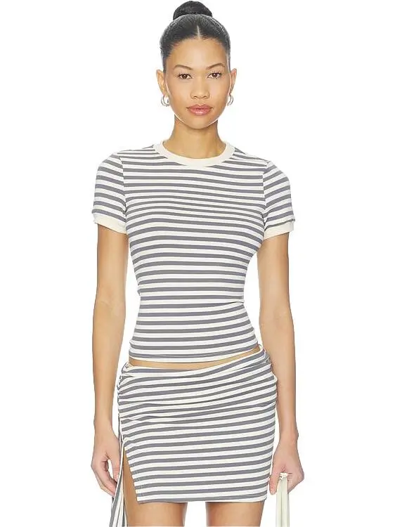 Superdown Alecksander Tee In . Also - Grey
