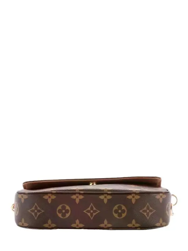 LOUIS VUITTON Ivy Wallet On Chain Monogram Canvas Shoulder Bag - Brown