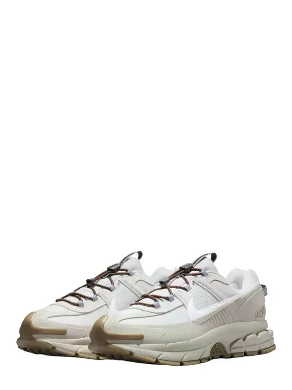 Nike Zoom Vomero Roam Sneakers - Grey