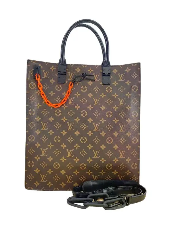 LOUIS VUITTON 2018 Monogram Solar Ray Sac Plat Tote Bag - Brown