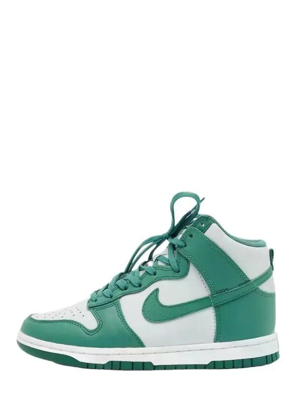 Nike Dunk High-top Sneakers - Green
