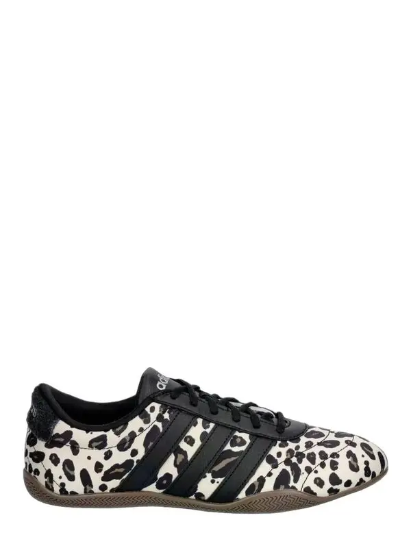 Adidas Leopard Print Leather And Textile Low Top Sneakers - Neutrals