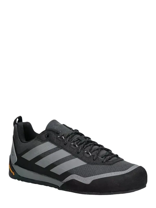 Adidas Skychaser Solo Approach Sneakers - Black