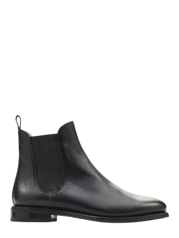LOTTUSSE Chelsea Ankle Boots - Black