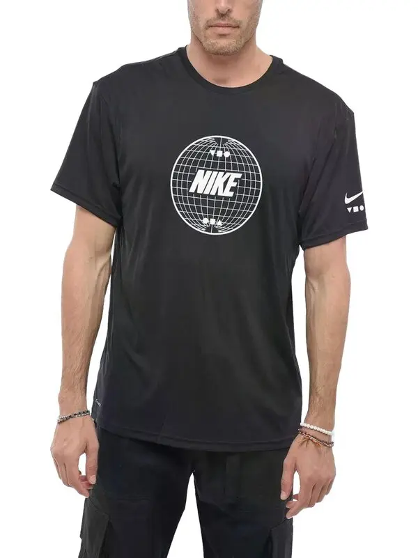 Nike Logo-print T-shirt - Black