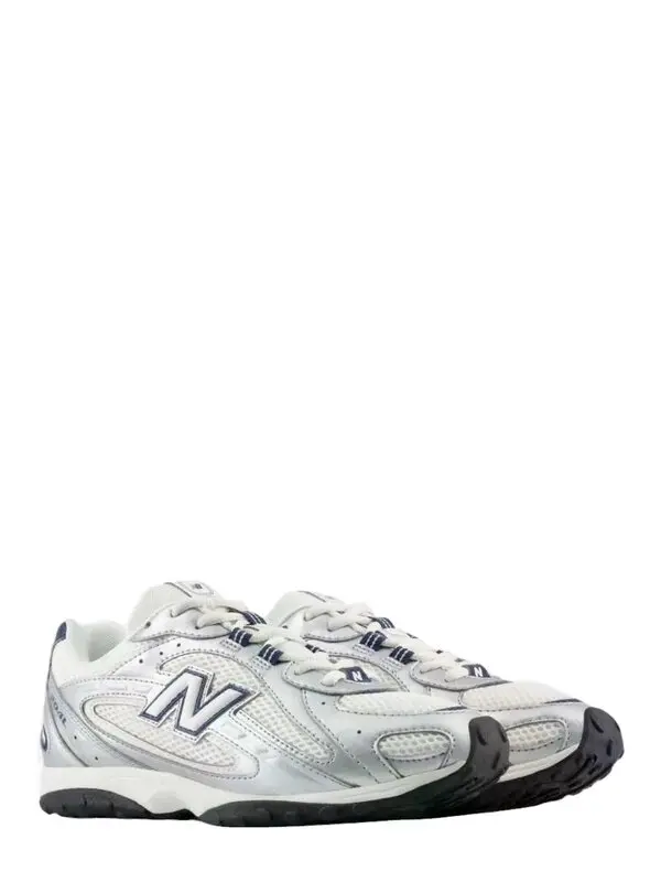 NEW BALANCE 204l Sneakers - Silver