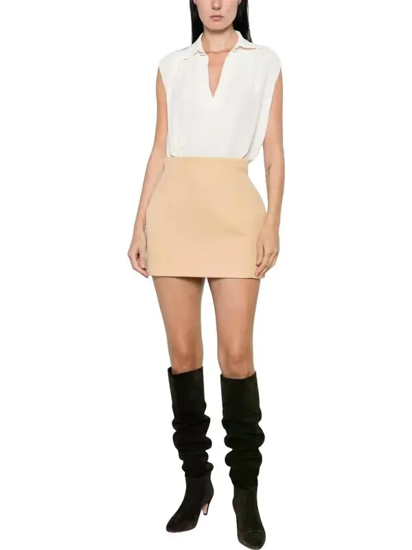 Imperial Sleeveless V-neck Top With Classic Collar And Box Pleat Detail - Neutrals