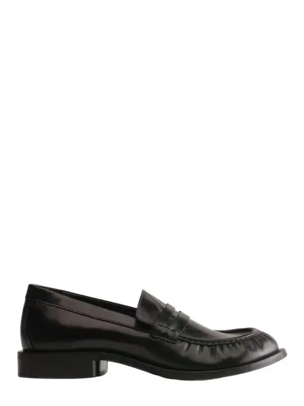 PHILEO 079 Ruched-toe Loafers - Black