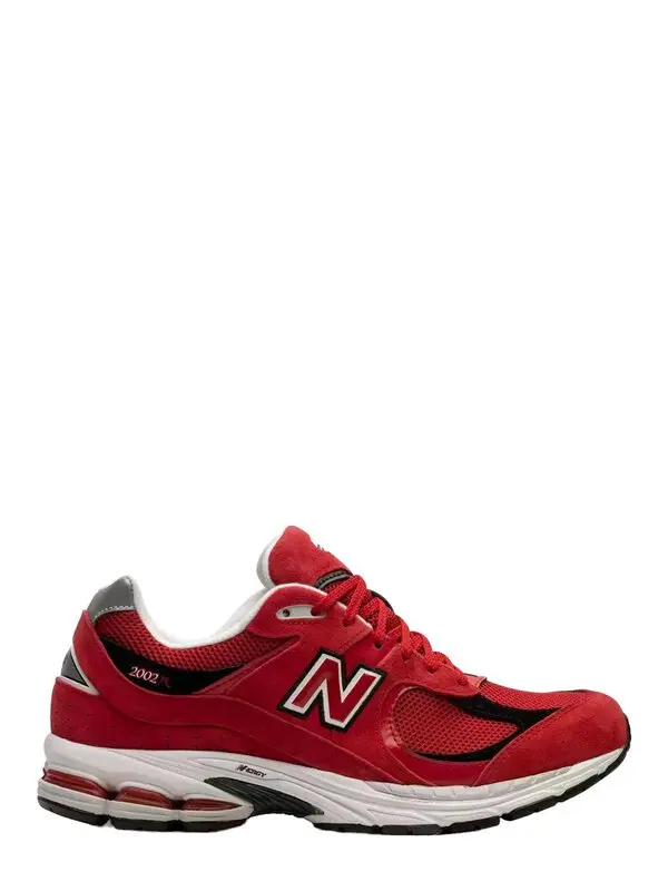 NEW BALANCE 2002r Team Sneakers - Red