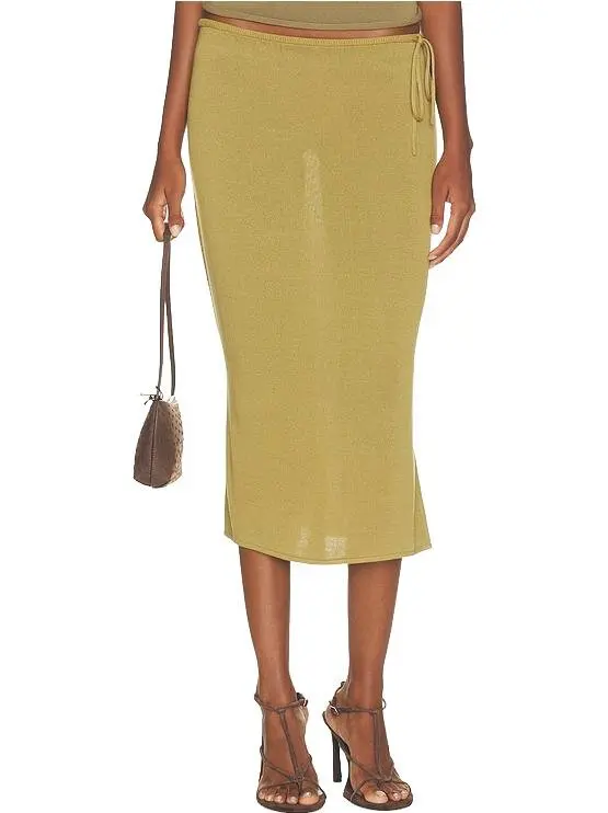 With Jéan Tatum Skirt In . Also - Olive