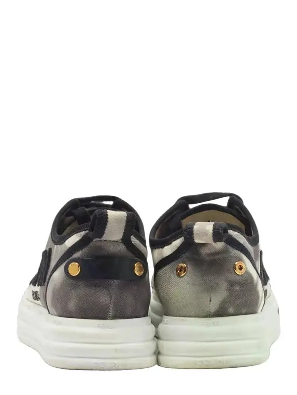 Fendi Rise Lace-up Sneakers - Neutrals