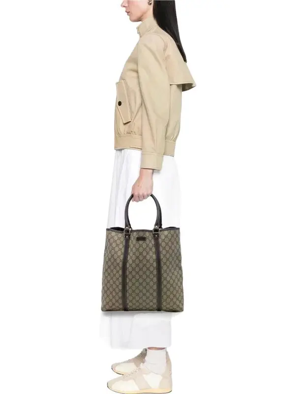 Gucci 2016-2026 Gg Supreme Joy Vertical Tote Bag - Neutrals