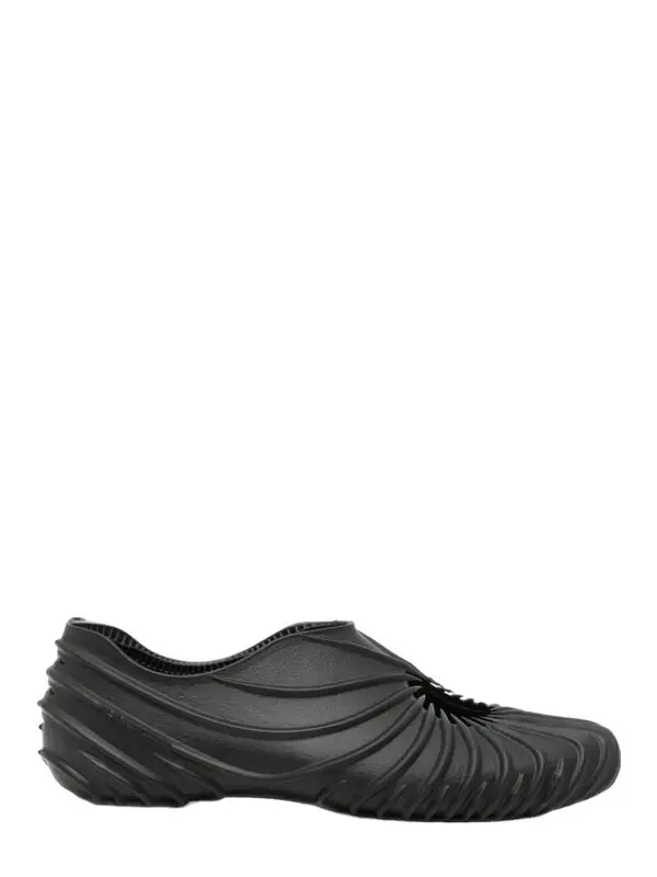 ALIVEFORM Dermis Sneakers - Black
