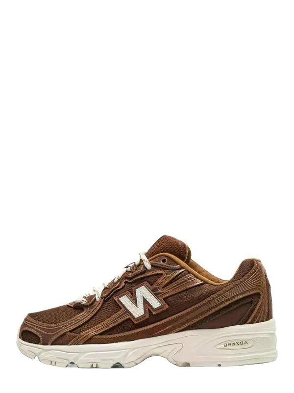 NEW BALANCE 740 Mesh Sneakers - Brown