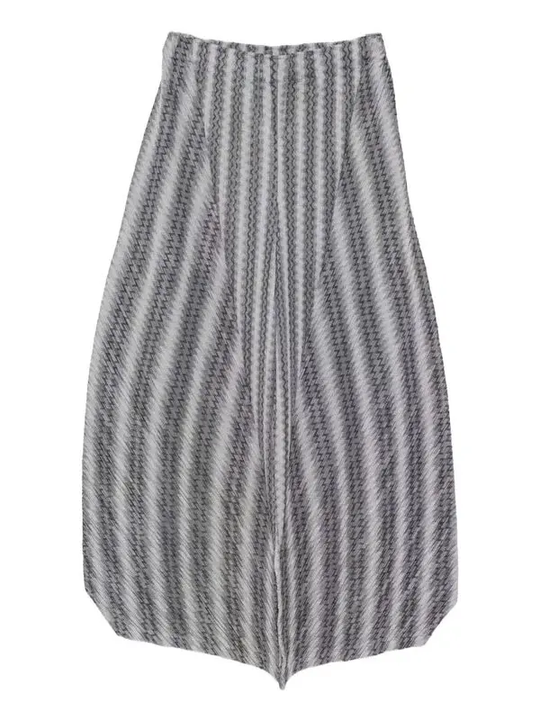 Issey Miyake Zig Zag-print Pleated Cropped Trousers - Grey