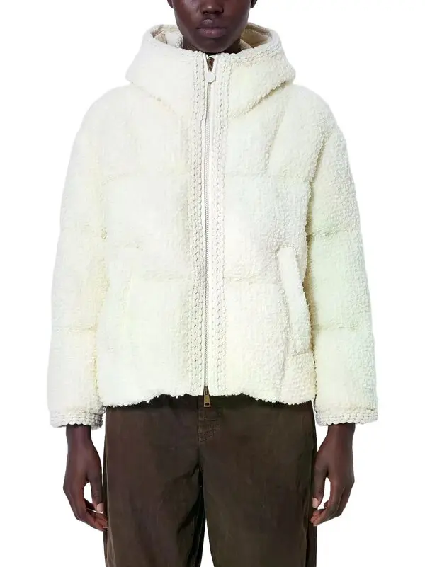 Moncler Cristallin Logo-patch Down Jacket - Neutrals