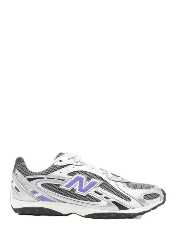 NEW BALANCE 204l Sneakers - Silver